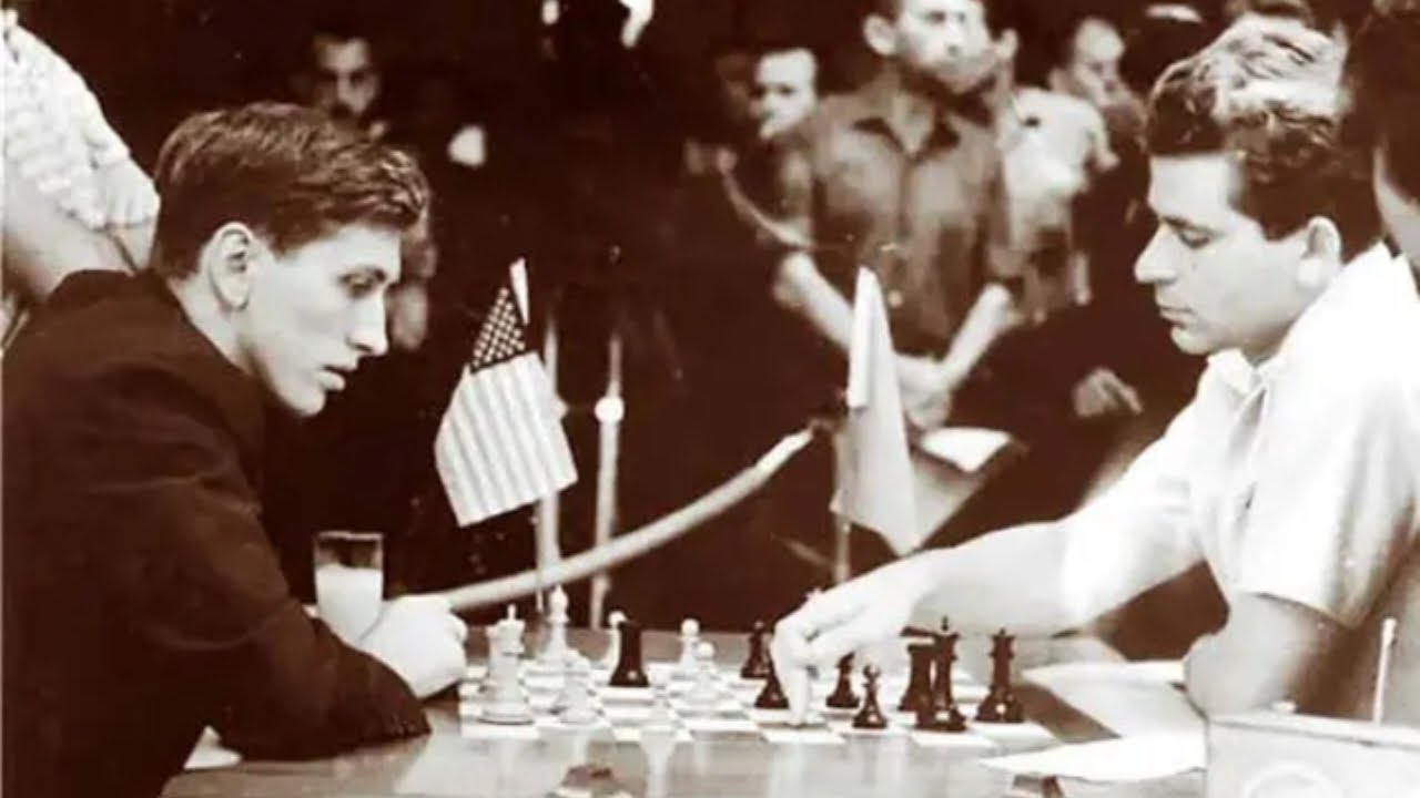 Bobby Fischer vs Jose Arango Casado •Simul, 12b (1956) - YouTube