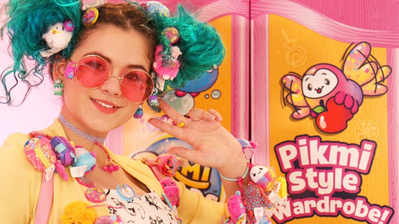 Harajuku Girl Style Challenge with Pikmi Pops! Wearable Plush Street ...