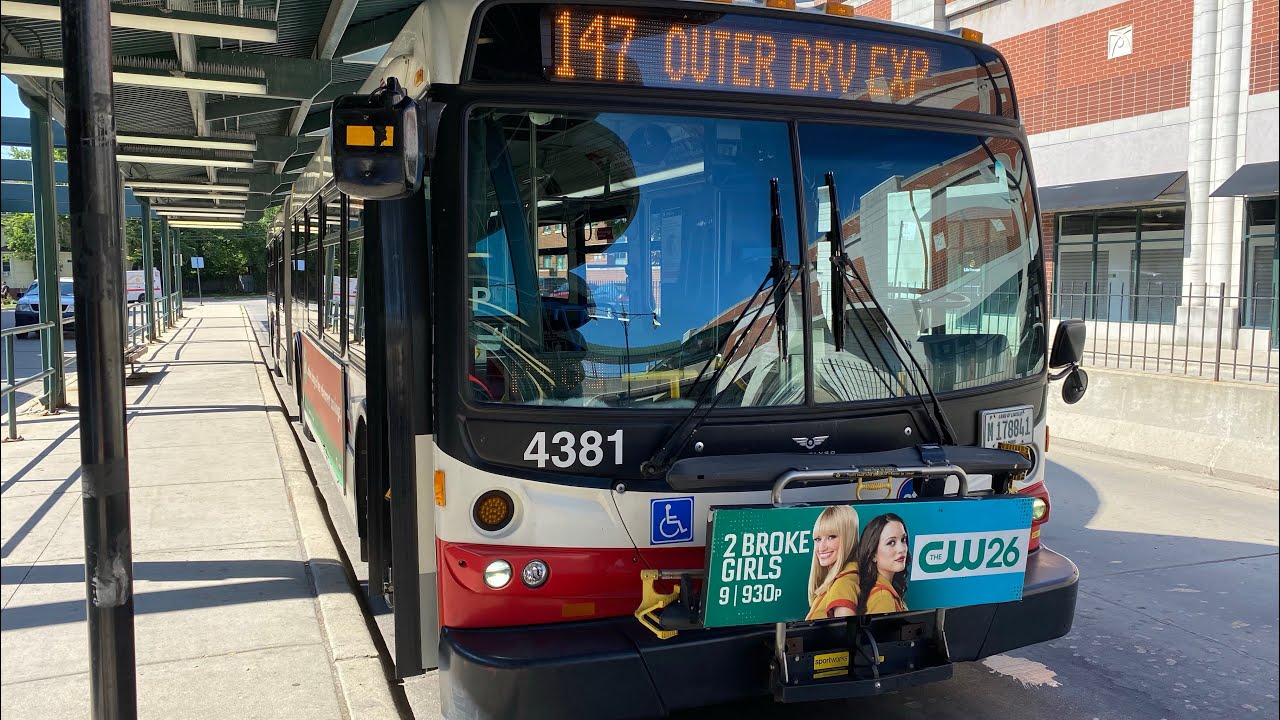 Ride On The CTA New Flyer DE60LFR Bus 4381 On Rt 147 Outer Drive ...