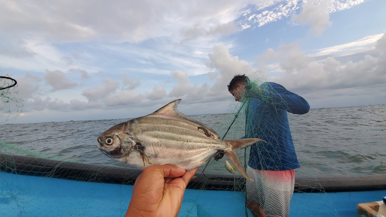 Pesca con redes en mar tormentoso - YouTube