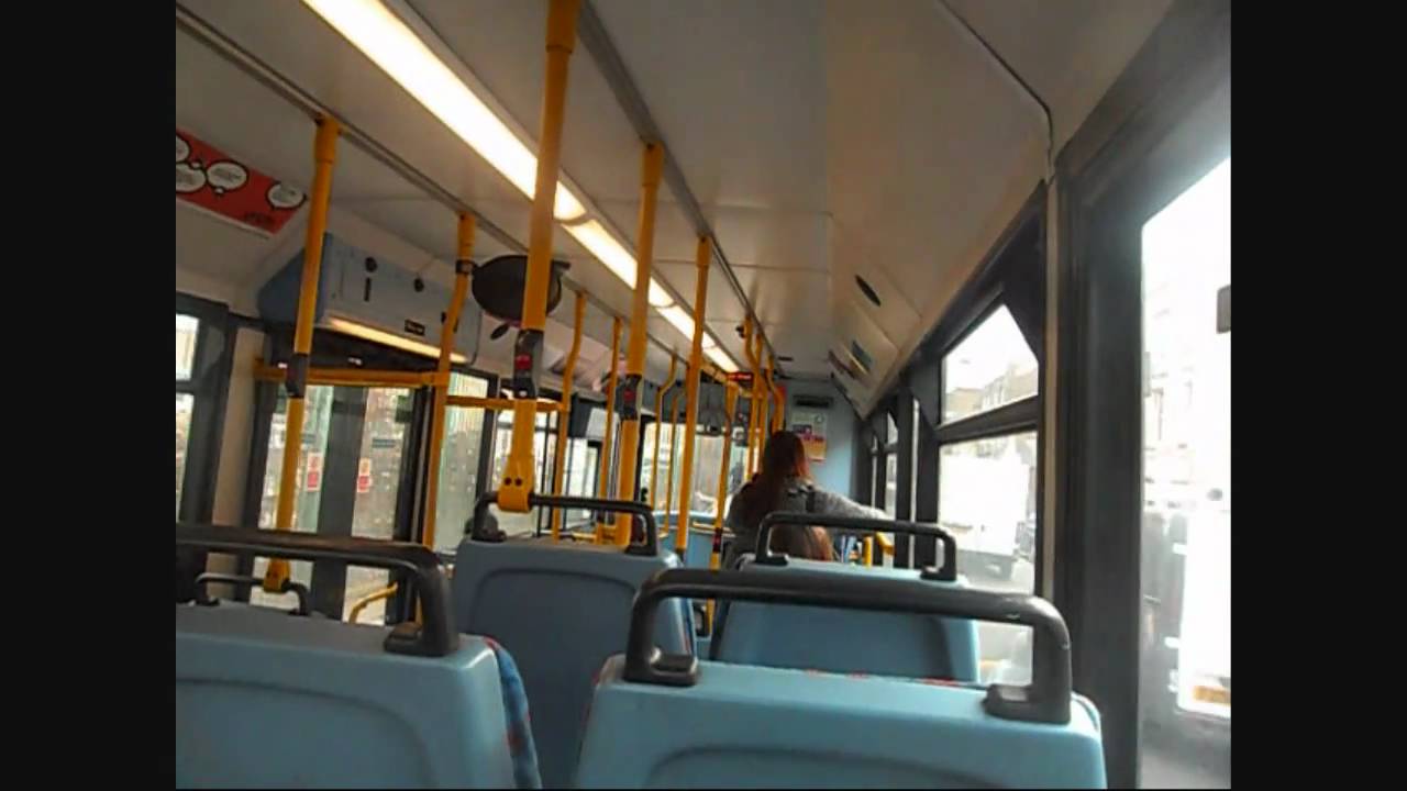 Metroline Dennis Dart (Plaxton) V132GBY DLD132 - YouTube