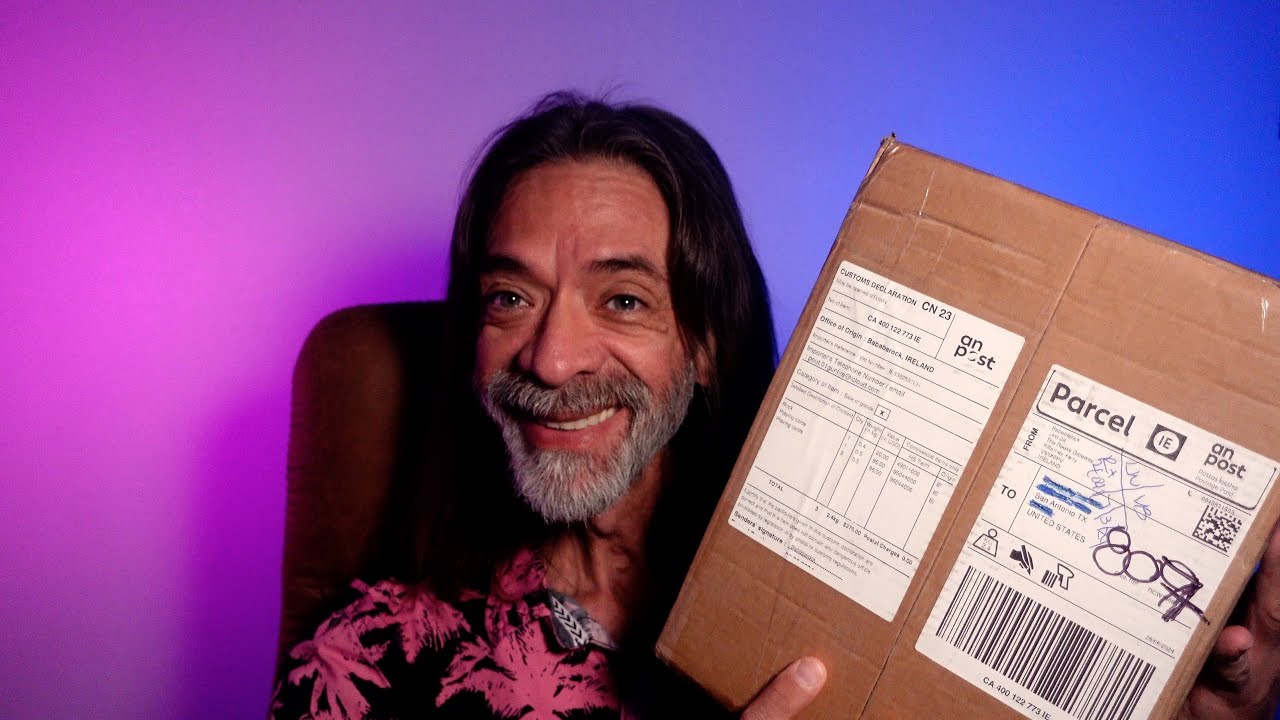 The Tarot of Prague from Baba Studios Unboxing. - YouTube