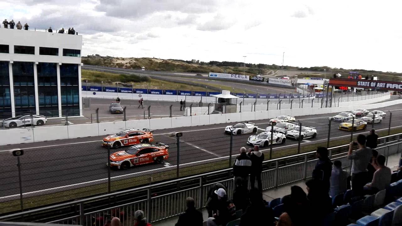 GT4 european series start crash Zandvoort - YouTube