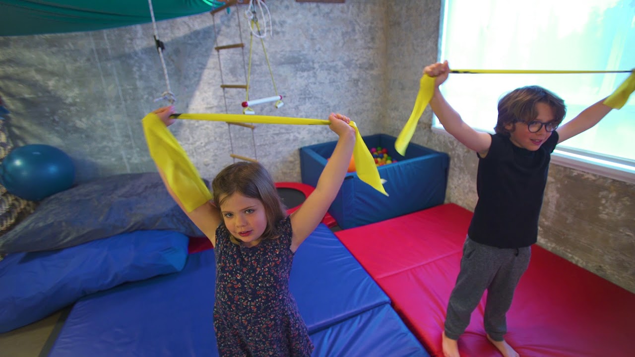 Fitness Band Fun for Kids with HandeeBand! - YouTube