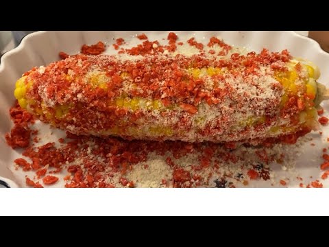 Elotes preparados con takis - YouTube