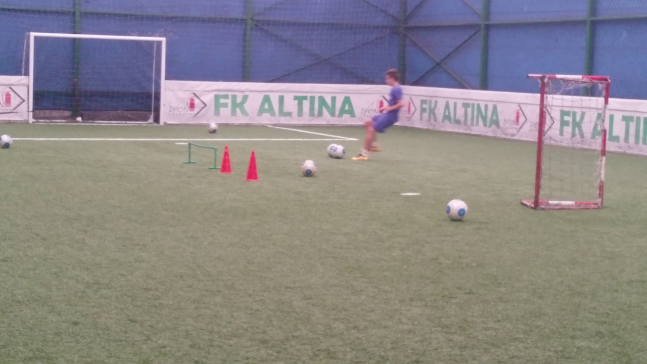 Veljko Djurdjevic FK ALTINA ZEMUN-individualni trening sa Draganom ...