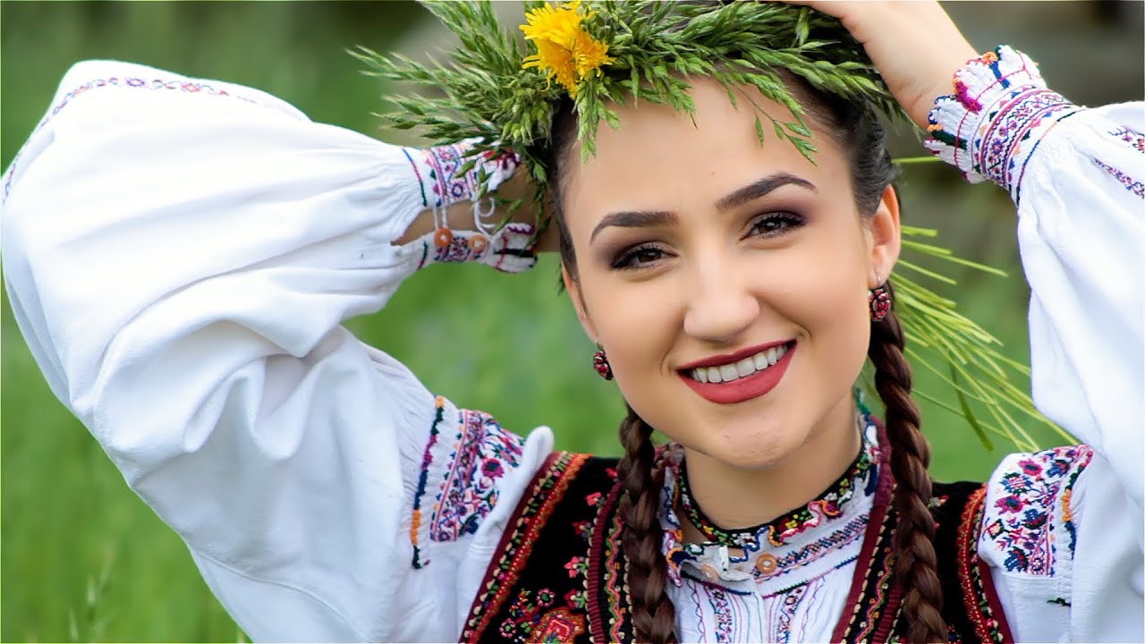 Alexandra Chira - Draga Romanie - YouTube