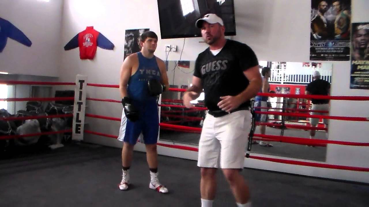How to beat Floyd Mayweather style defense by Coach Rick of Ground Up ...