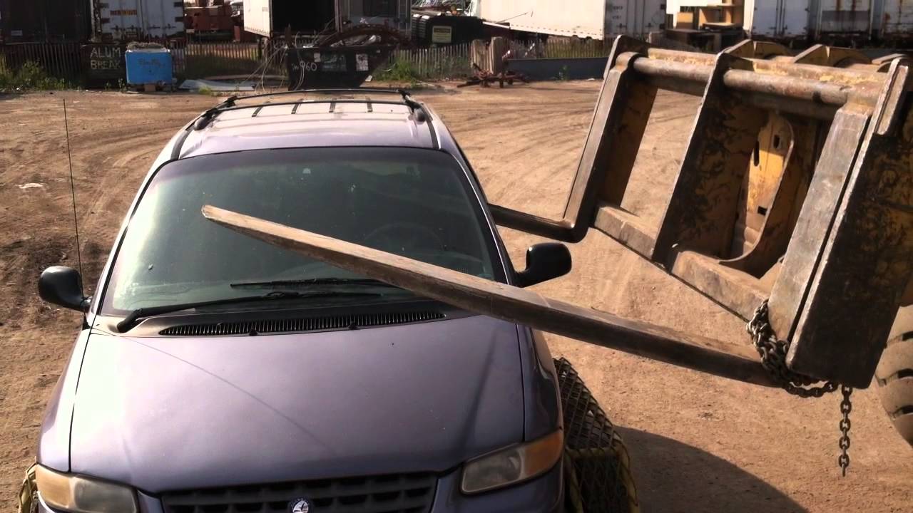 Van in the scrapyard - YouTube