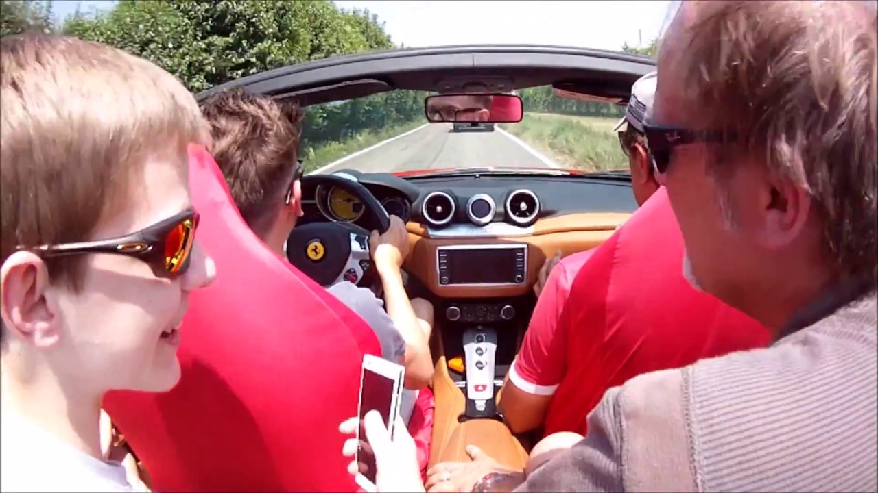 Ferrari California T - Pushstart Maranello (long) - YouTube
