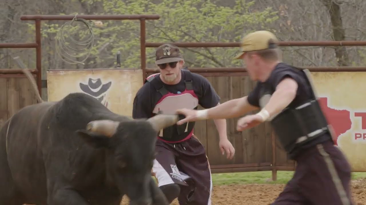 "SPRING BREAK IN BUCK OFF" — at the TK Ranch Arena 🐂💥Rodeo season ...