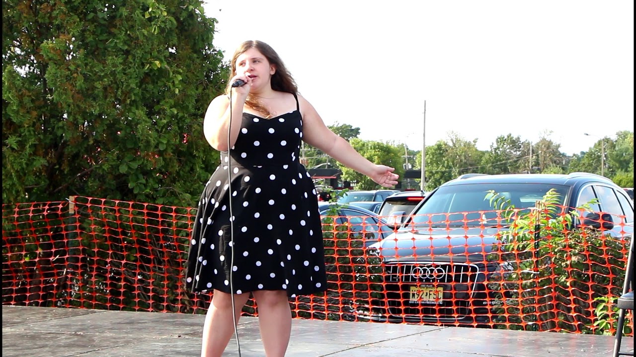 Julia Edelman - Aberdeen Day 2019 - Never Grow Up - YouTube
