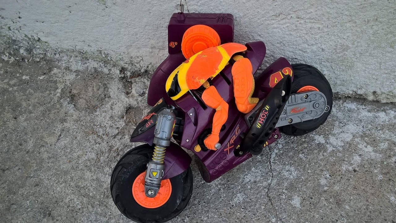 Reseña completa de la moto XRC Ricochet de Kenner (1995) - YouTube
