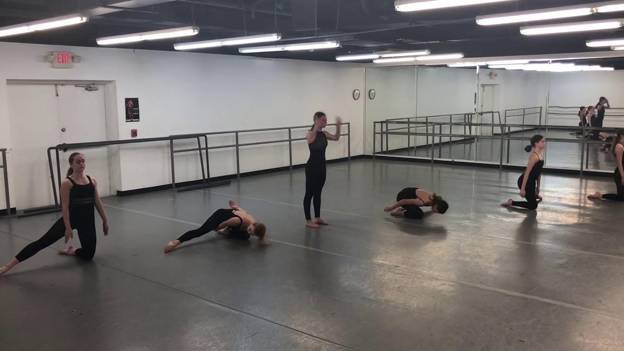 713 Dance Ensemble - “Chaotic Community” by Hutch Hagendorf - YouTube