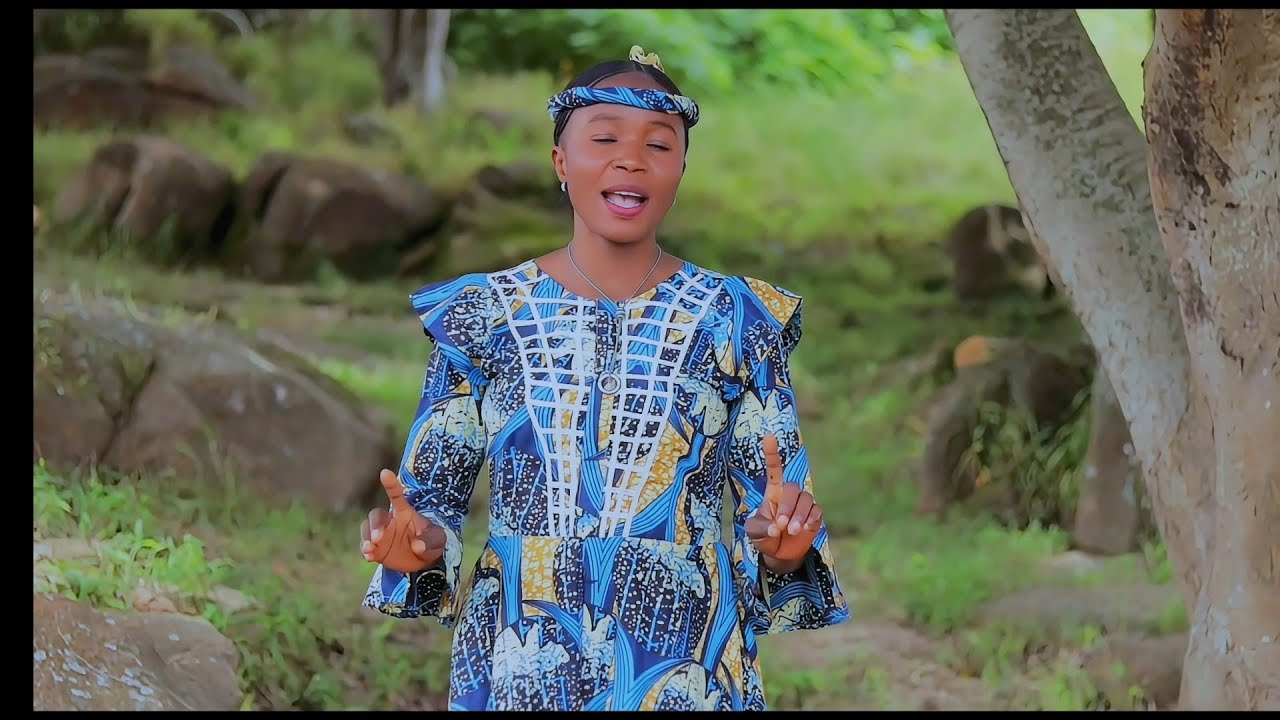 A NIGERIAN HAUSA GOSPEL MUSIC SONG - YouTube