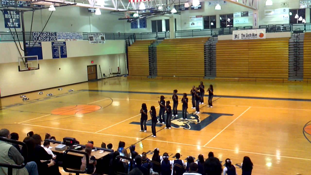 Summerour Middle School Step Team - YouTube