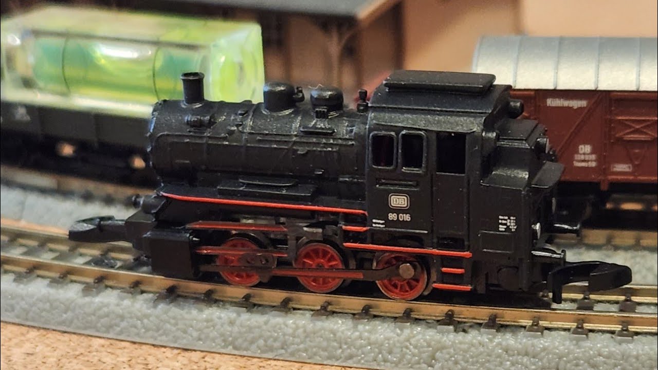 Marklin 81701 0-6-0 Steam Tank Locomotive Test Run at z.scale.hobo 02. ...