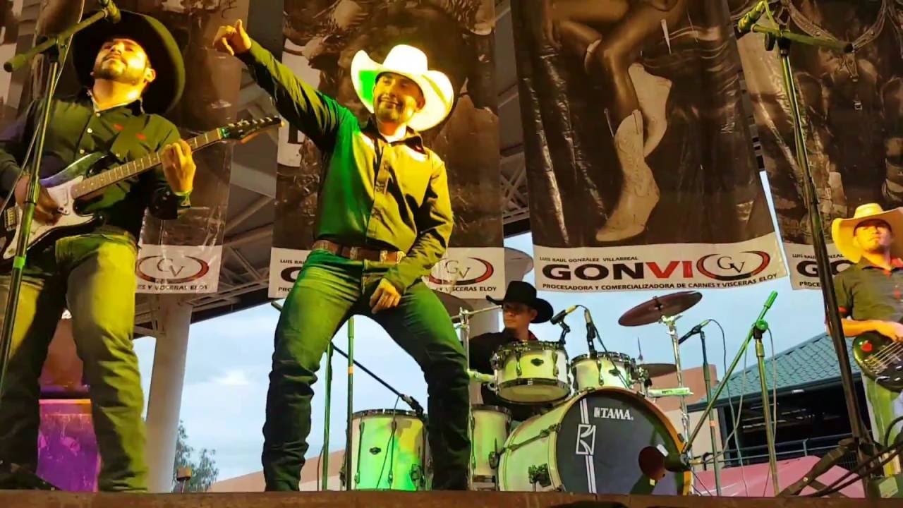Ritual de un vaquero - Bull rider's country band (en vivo) - YouTube