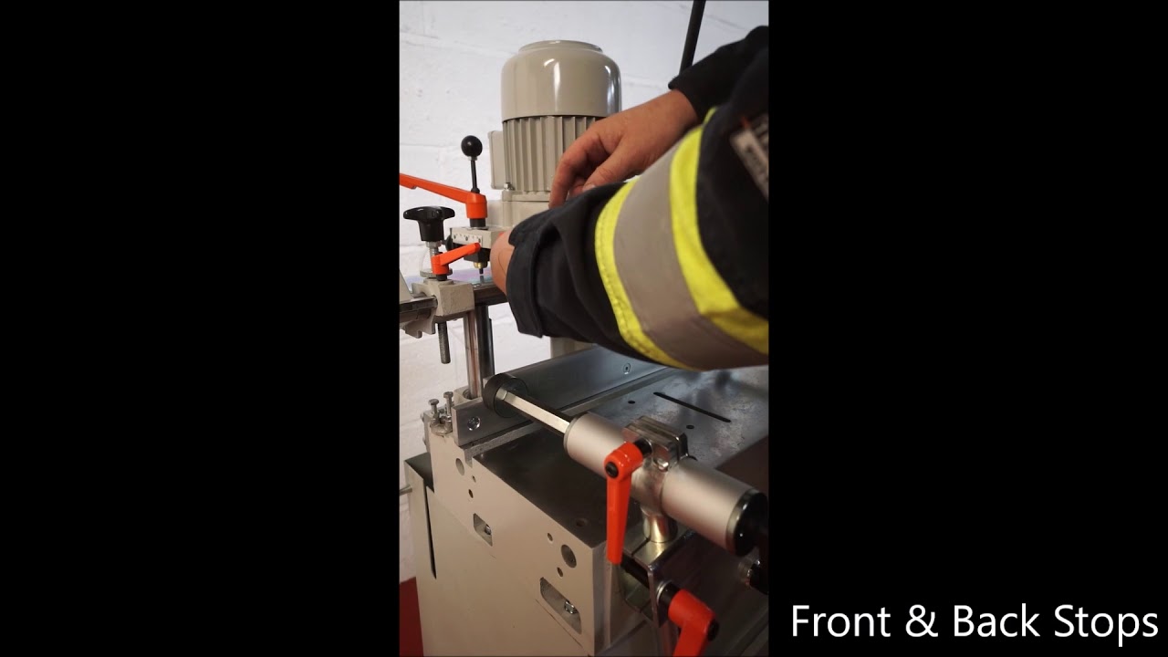 Elumatec AS 70 Copy Router - YouTube