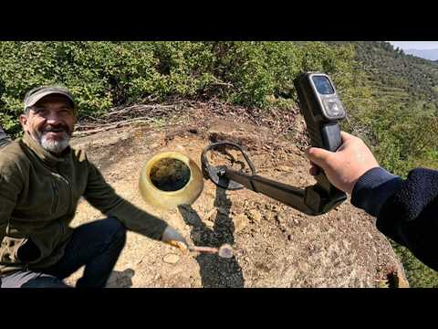 Milyonluk Define Bulunca Hazine Avcıları Şaşkına Döndü !!!