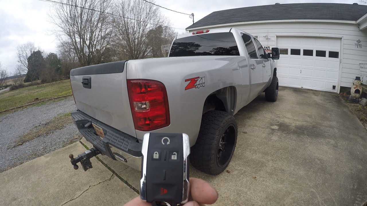 THE NEW BOOST AUTO PARTS KEY FOB INSTALLS IN LESS THAN 2 MINUTES ...