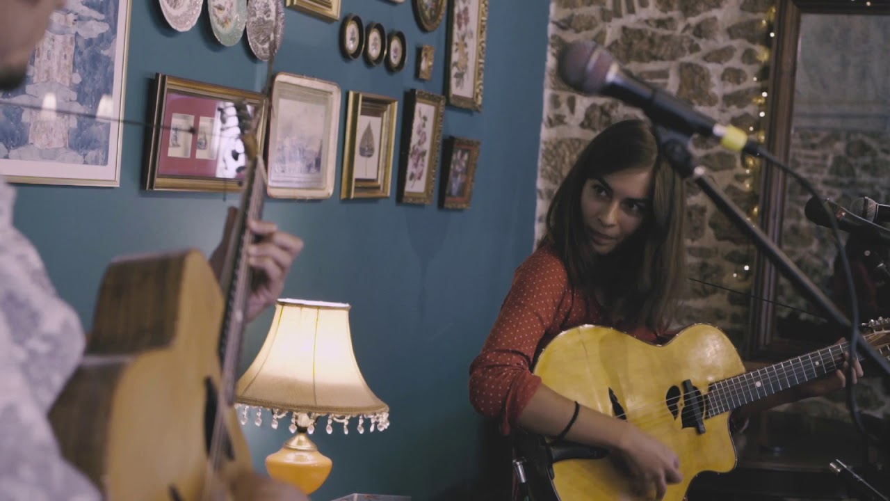 Greek Fringe: Meet Kadinelia - YouTube