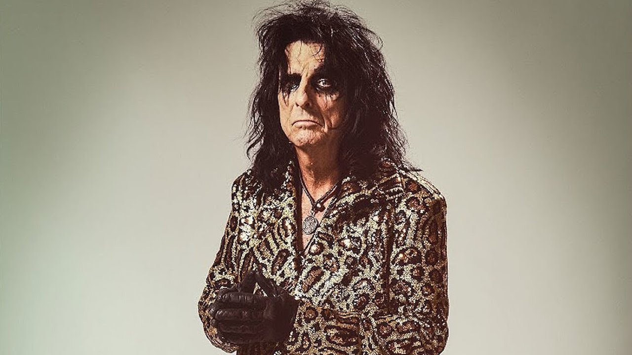 Alice Cooper Talks the Beatles, Chuck Berry + Saving Independent Venues ...