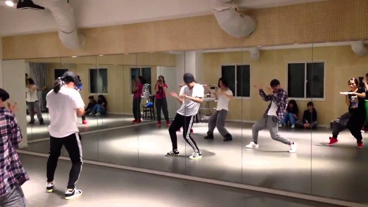 choreography 【I Don't Mind~Lloyd】@Boo (hiroki kokubu) - YouTube