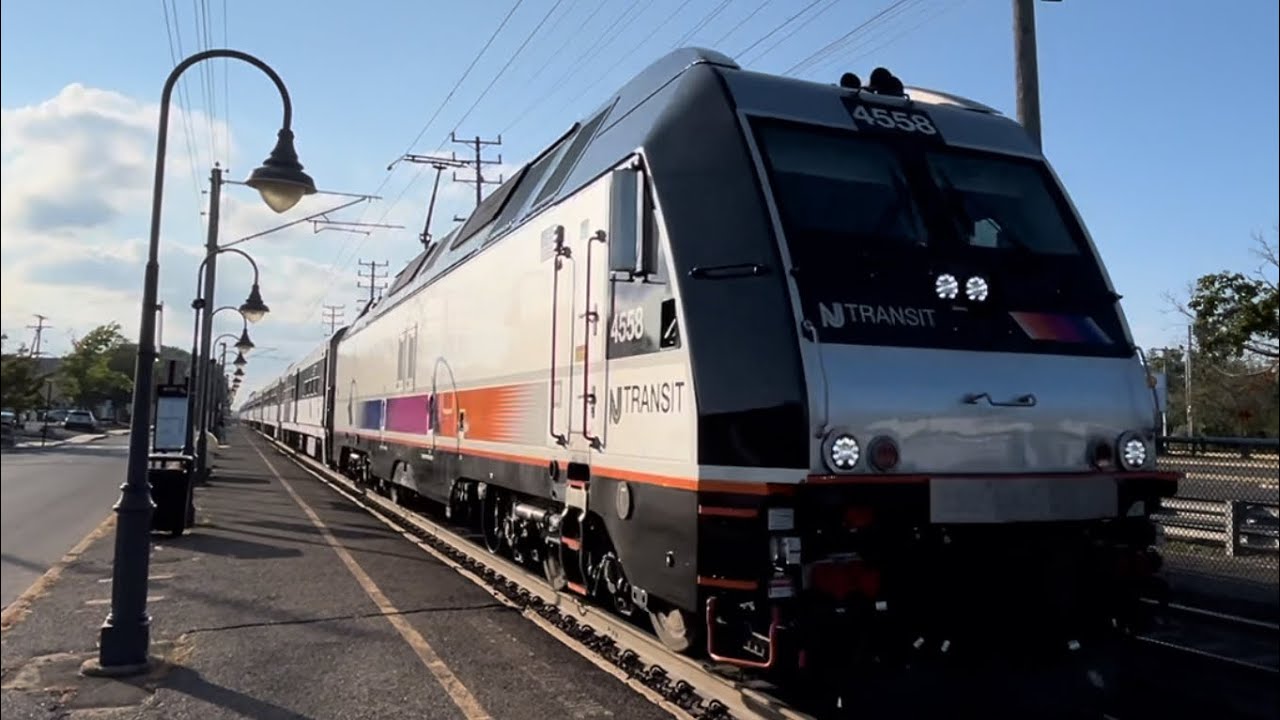 NJ Transit NJCL Trains 3363 And 3272 Little Silver NJ - YouTube