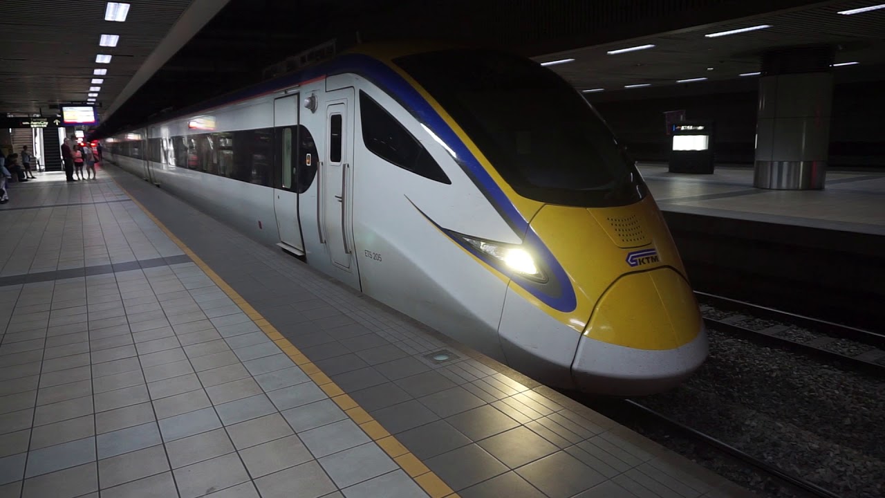 KTM ETS CSR Zhuzhou Class 93 EMU Set 205 departing at KL Sentral - YouTube