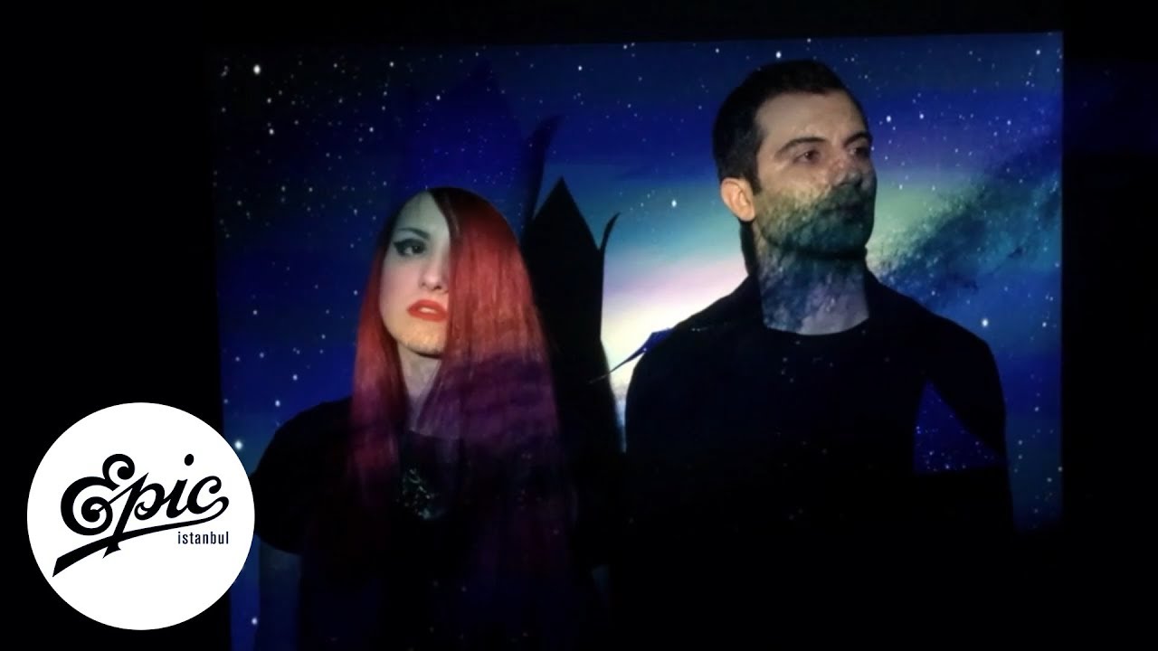 Glasxs - Mavi Toz Ormanda | Official Music Video - YouTube