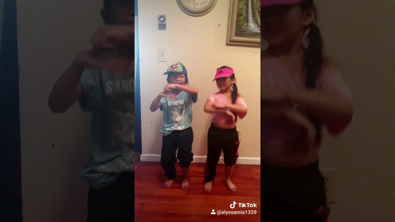 Sister and brother Tik Tok dance. - YouTube
