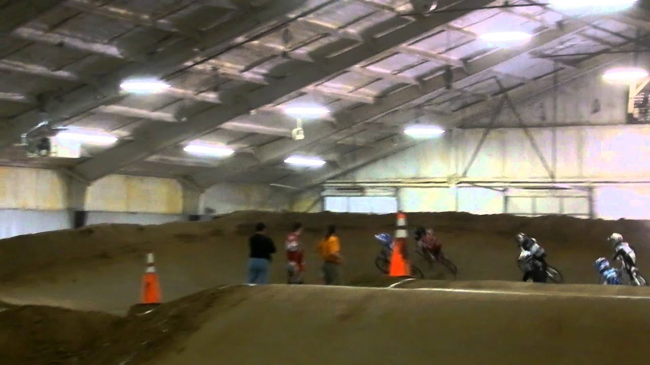 Bobby Shanks BMX 7 Inter Main - YouTube