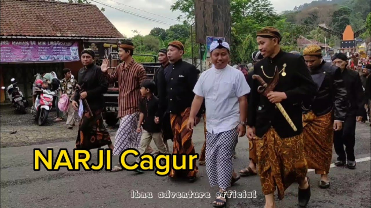 ADA NARJI CAGUR....!! Di acara kirab gunungan Linggo Asri Pekalongan ...