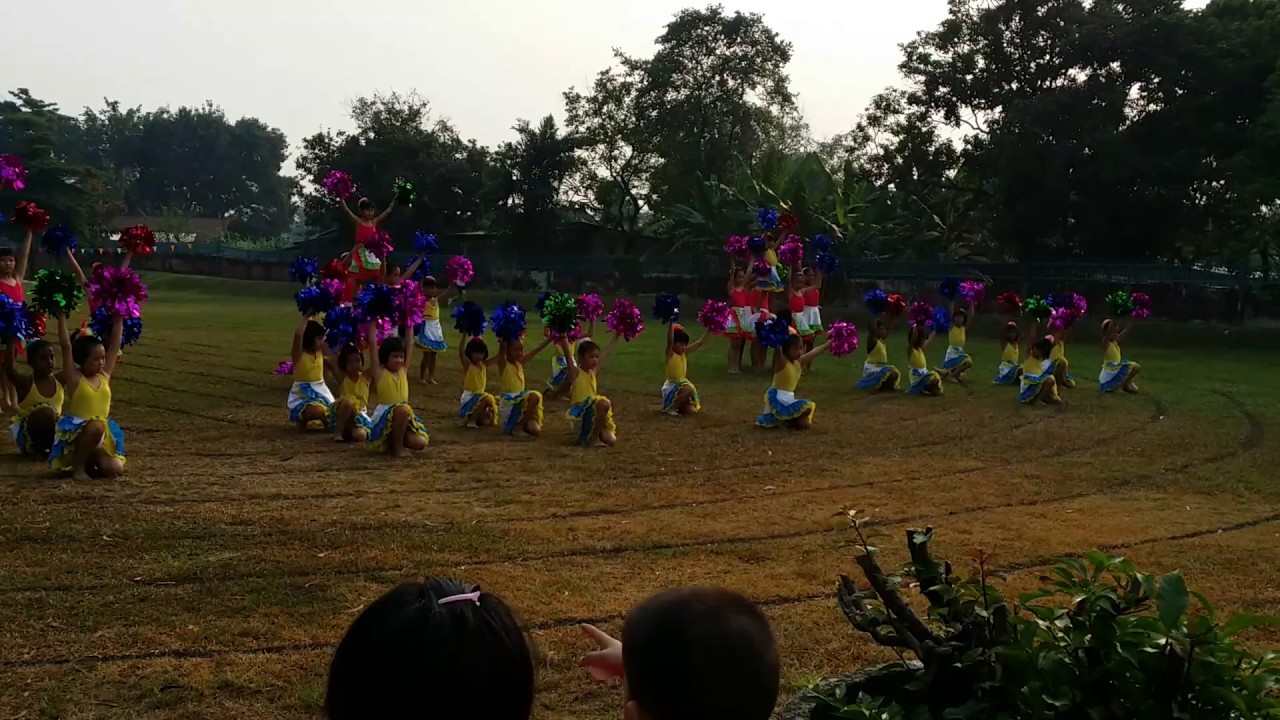 Persembahan Hari Sukan SJKC Sentul Pasar 2014 - YouTube