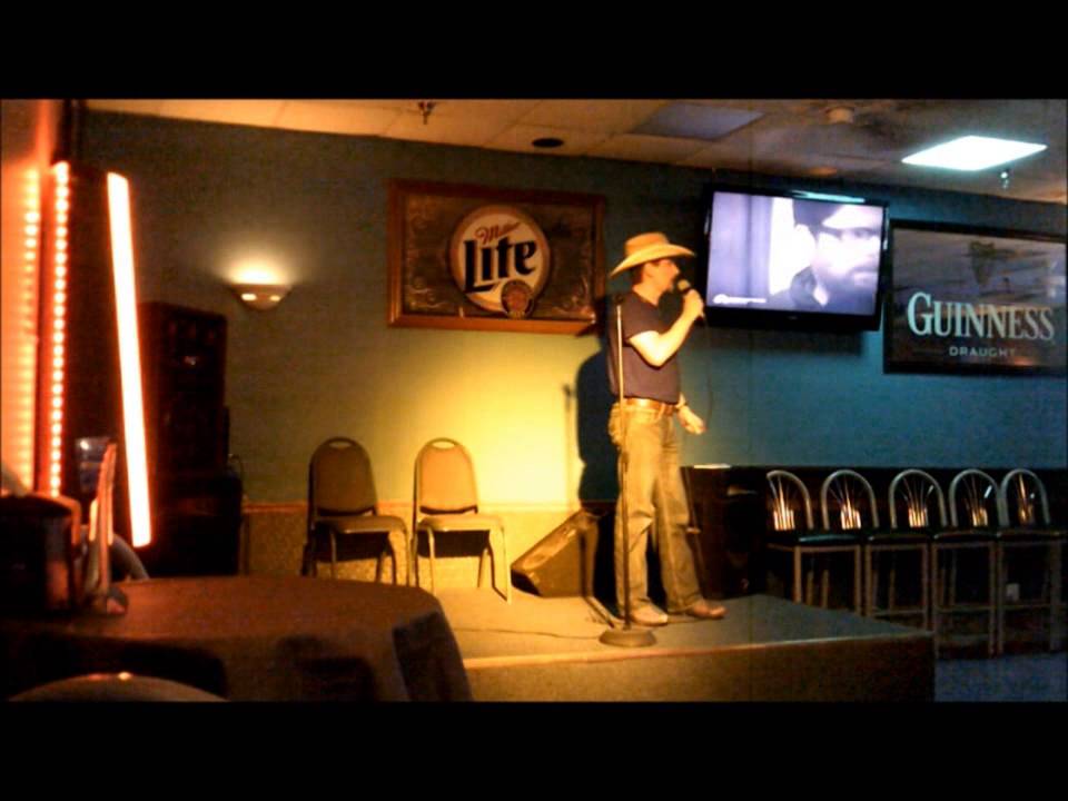 David Freeman - Donnie B's Comedy Club Open Mic - 05/07/2014 - YouTube