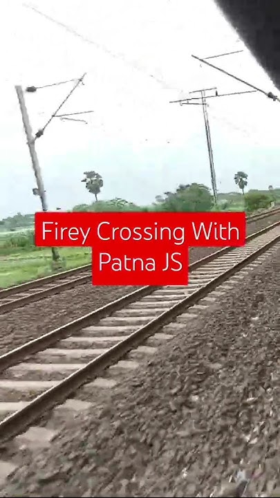 High Speed Crossing with Patna Jan Shatabdi express #shorts #ytshortsvideo - YouTube