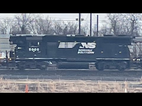 High Hood EMD Trails On Yard Job In Enola Yard - YouTube