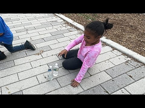 Flip bottle challenge. Ava edition. - YouTube