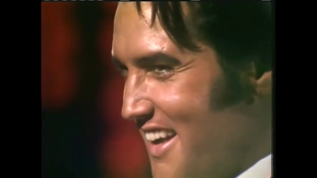 Elvis "Uh huh huh" - YouTube