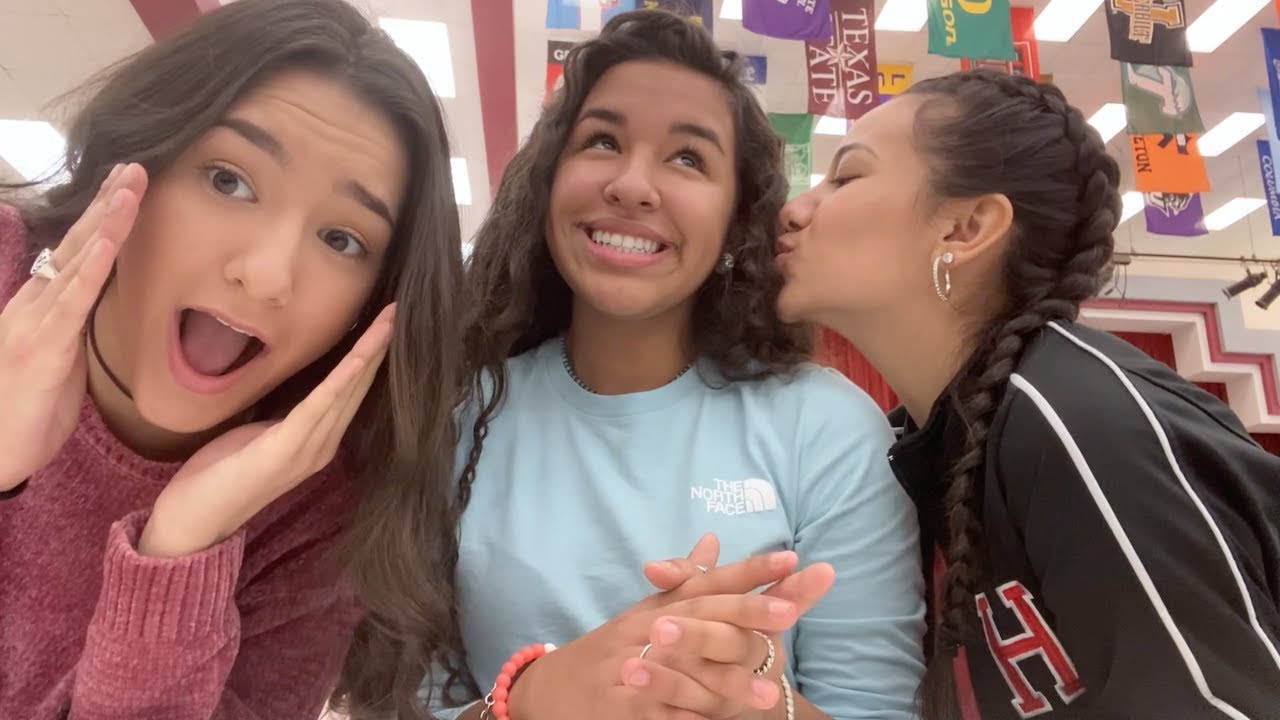 DAY IN THE LIFE OF SOPH - YouTube