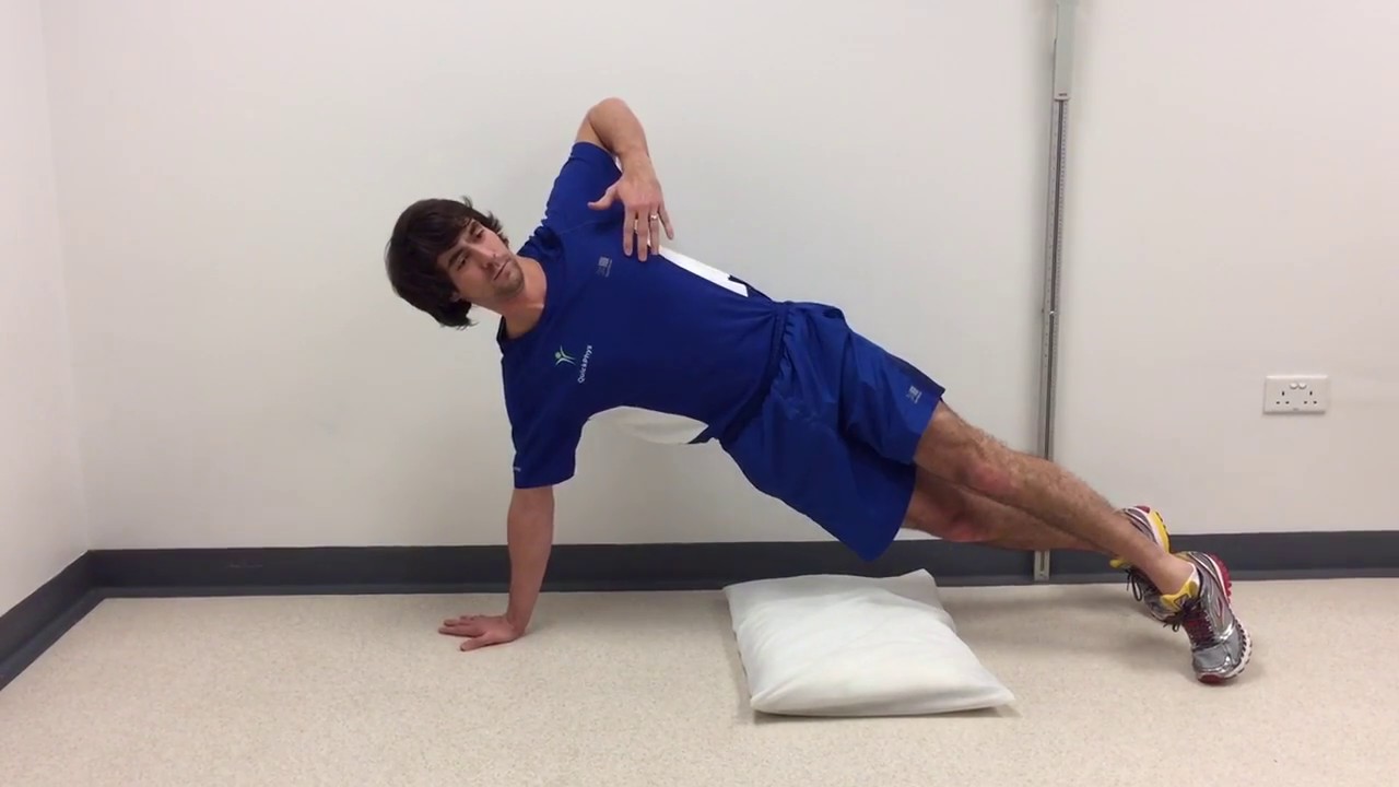 Core plank rotation - YouTube