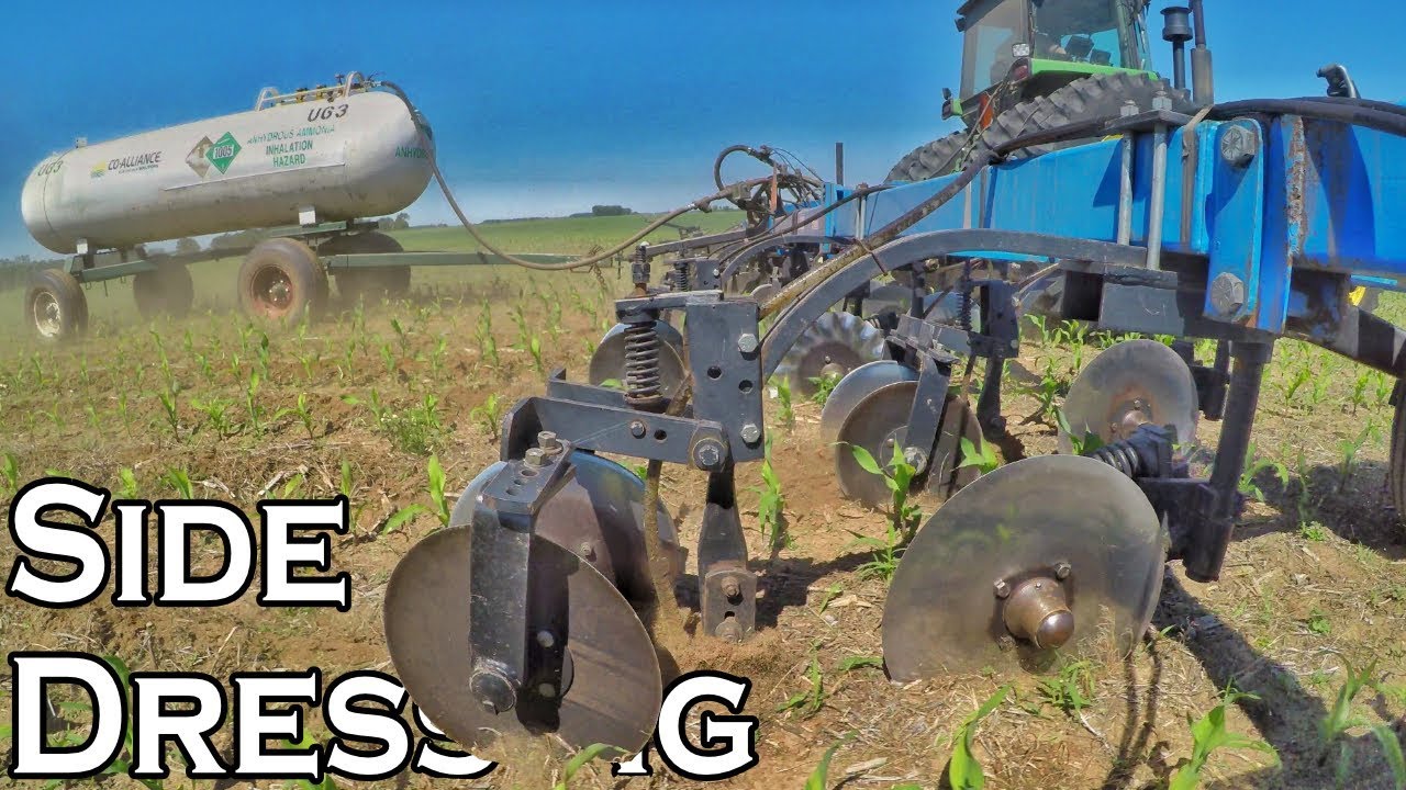 SIDE DRESSING CORN 2017 | RIVER FARM - YouTube