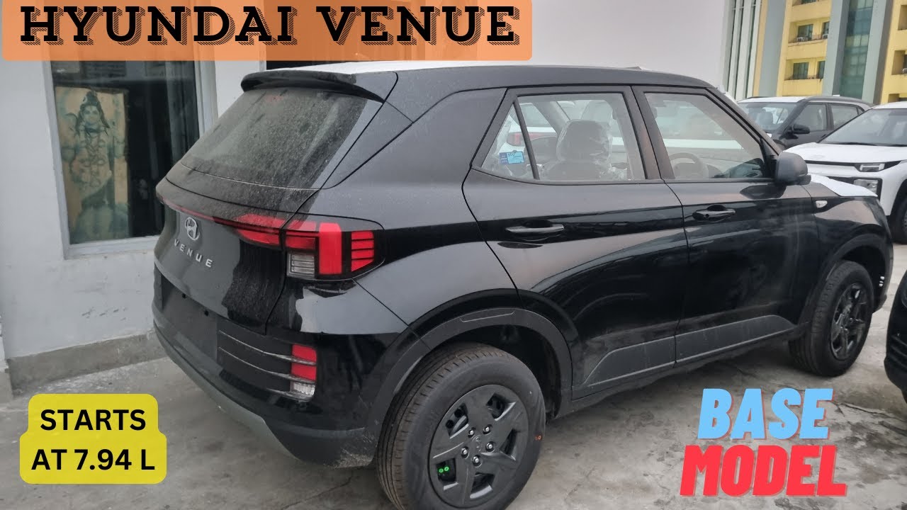 Hyundai Venue Base Model : Black Colour - YouTube