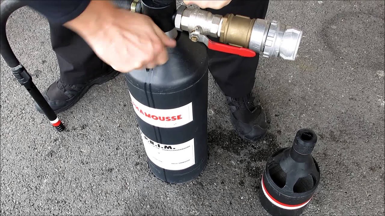 UPRIM: Portable foam unit - YouTube