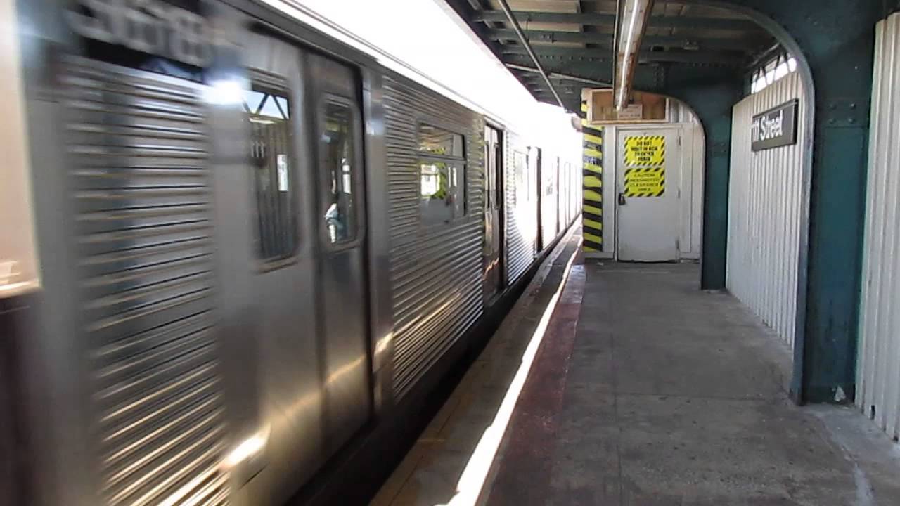 MTA R32 Train departs 111 Street on the J Line - YouTube