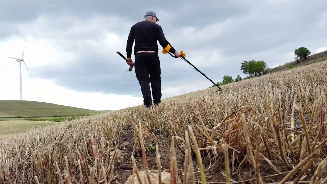 METAL DETECTOR ITALY 2 - YouTube