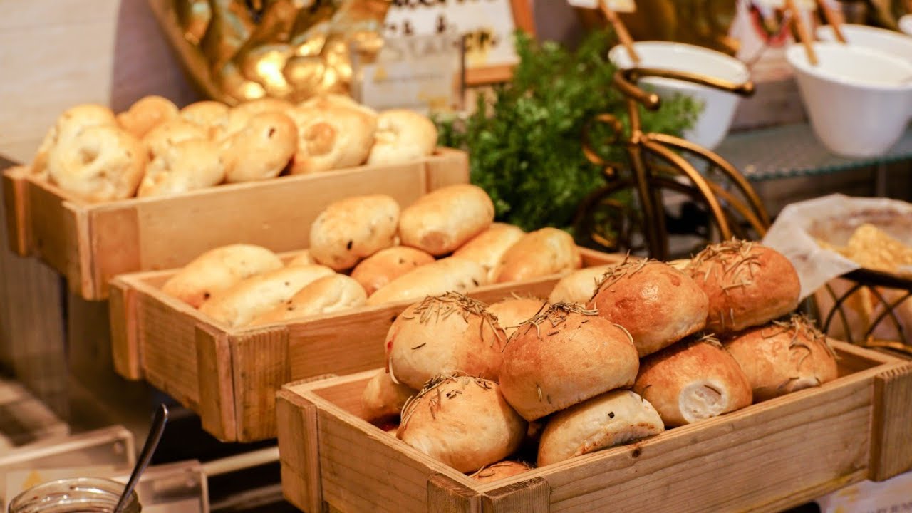 How to Make Homemade Petit Breads - YouTube