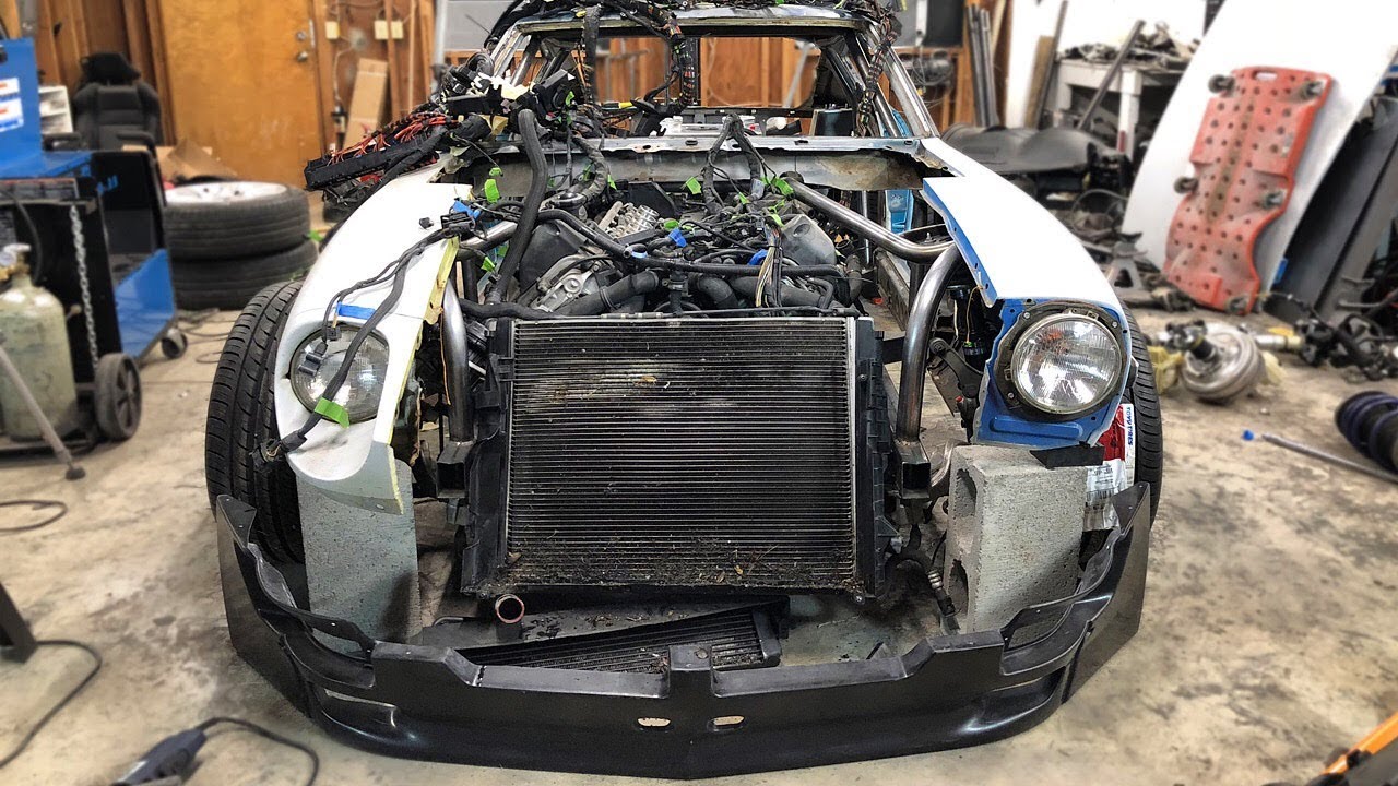 Fuel Cell Is Done! Starting Mounting The Radiator In The 240Z - YouTube