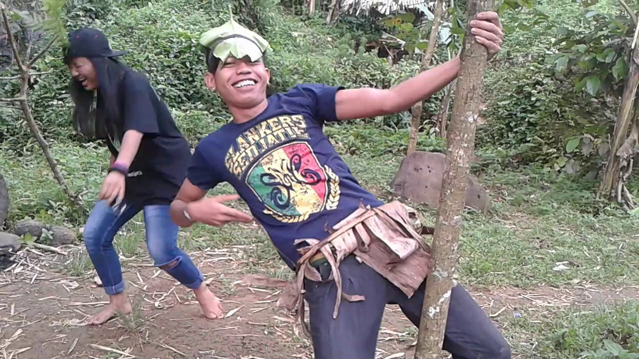 Turun naik ala anak slankers - YouTube
